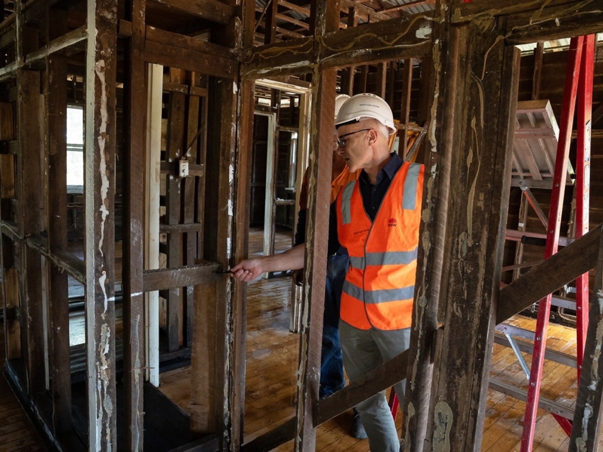 Old-Growth Hardwood Pilot Saves Timber from Landfill | Wood Central